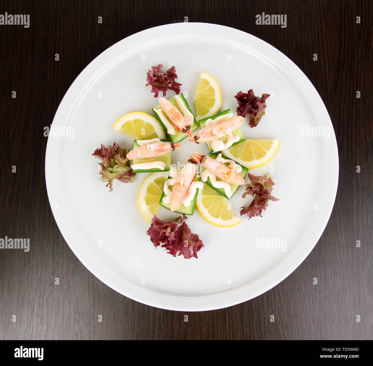 Big plate tiny portion hi-res stock photography and images - Alamy
