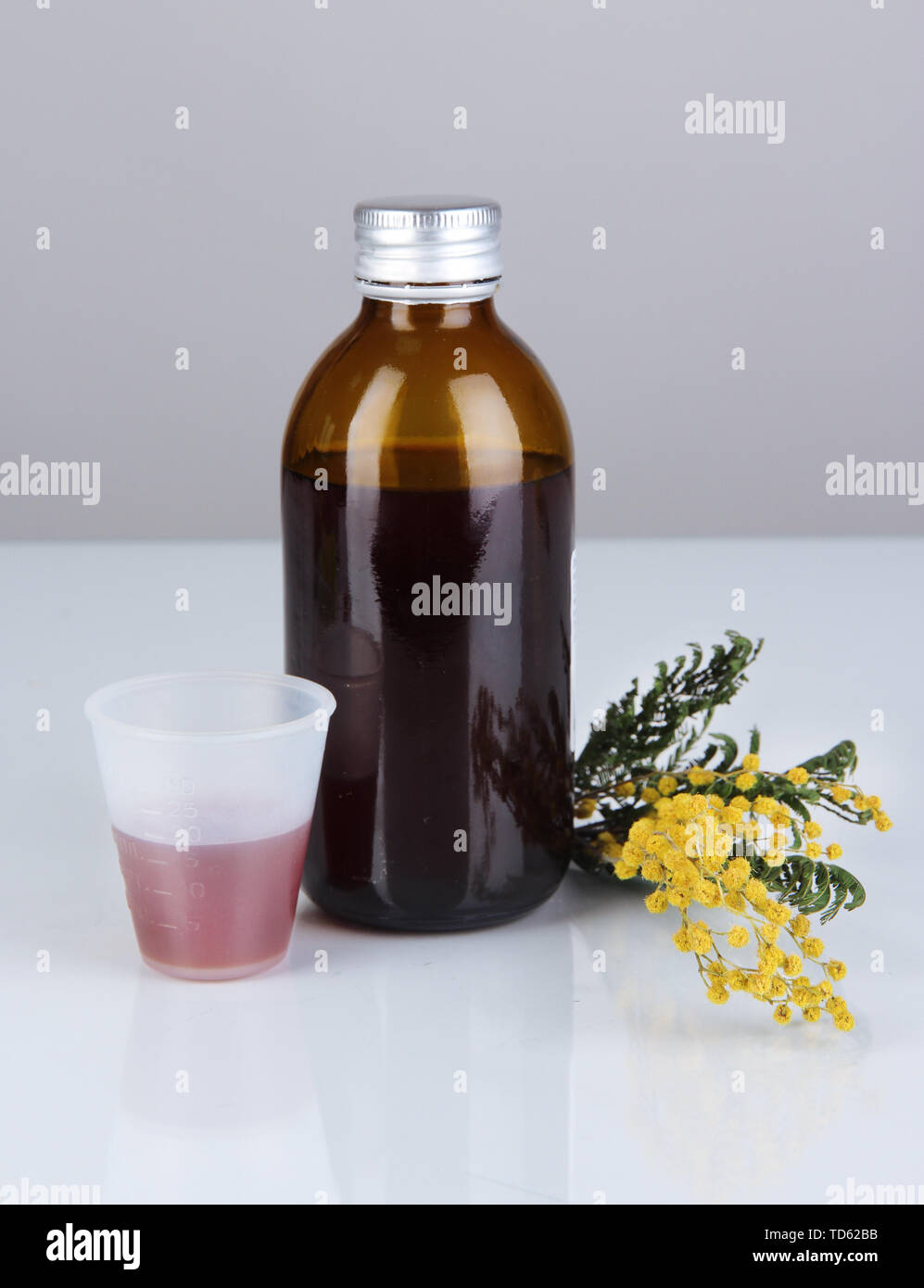 Dry cough syrup hi-res stock photography and images - Alamy