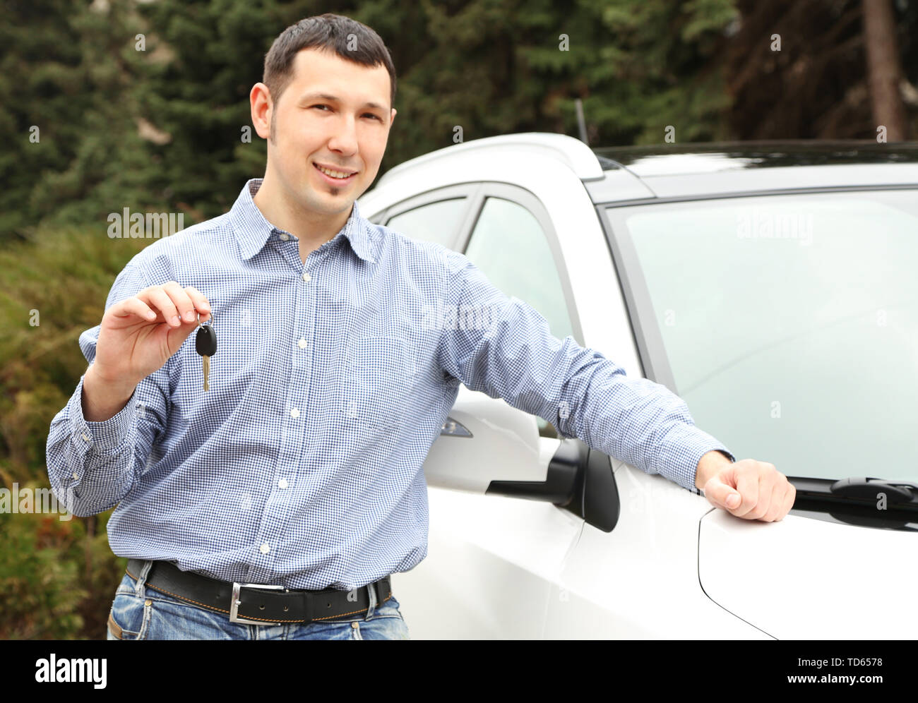 Man car key outside hi-res stock photography and images - Alamy