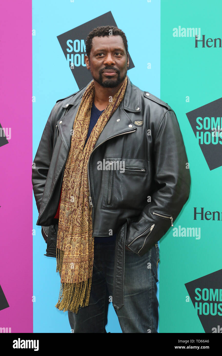 Eamonn walker hi-res stock photography and images - Alamy