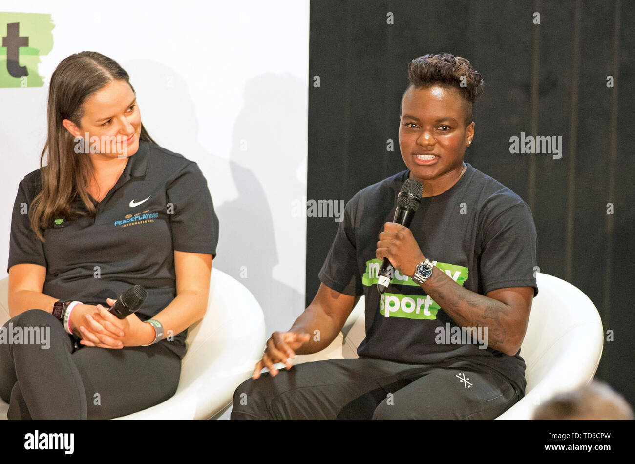 British professional boxer hi-res stock photography and images - Alamy