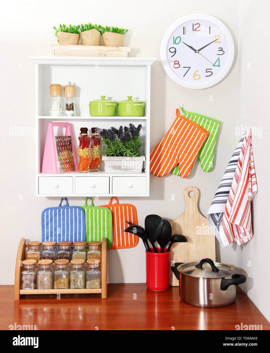 Beautiful kitchen interior Stock Photo - Alamy