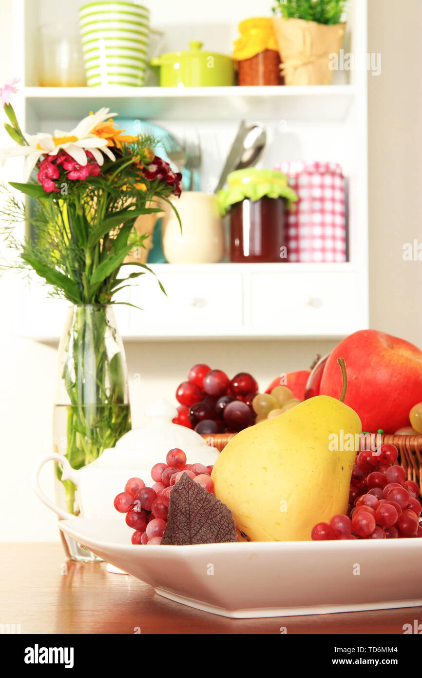 Kitchen composition hi-res stock photography and images - Alamy