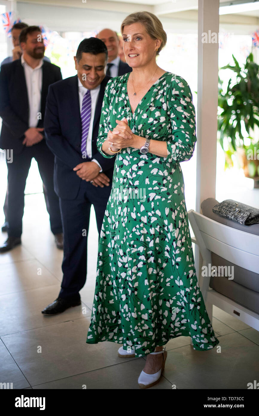 British embassy beirut hi-res stock photography and images - Alamy