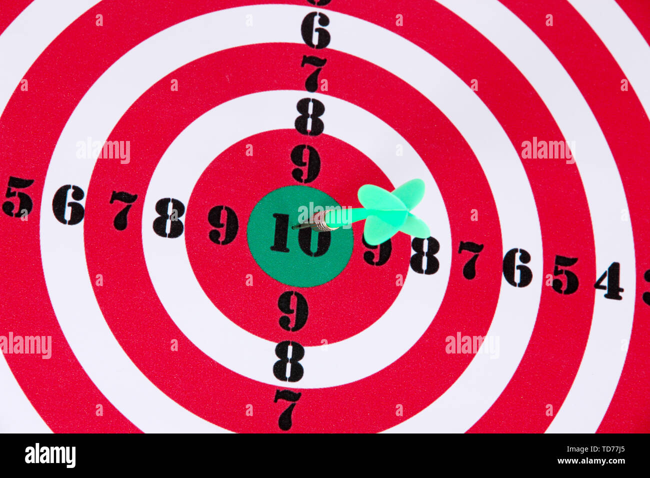Target with dart close-up Stock Photo - Alamy
