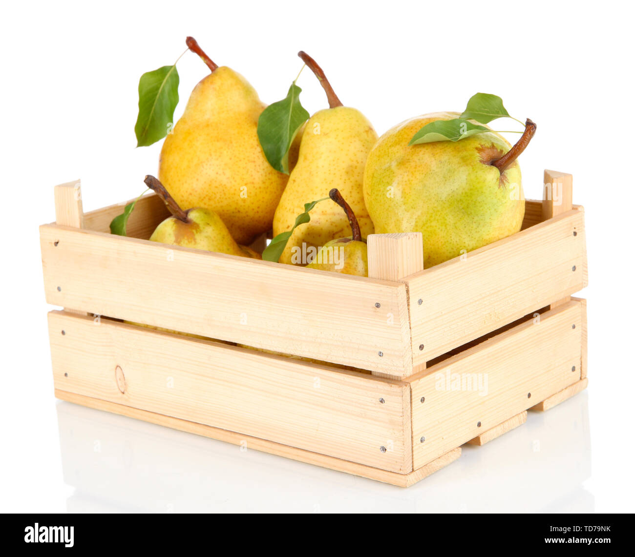 Juicy pears in wooden box isolated on white Stock Photo - Alamy