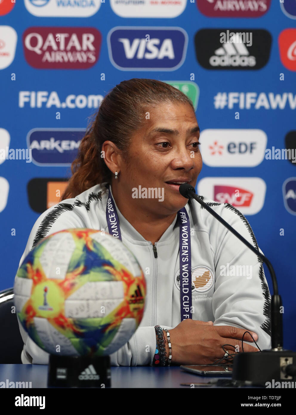 Desiree ellis hi-res stock photography and images - Alamy