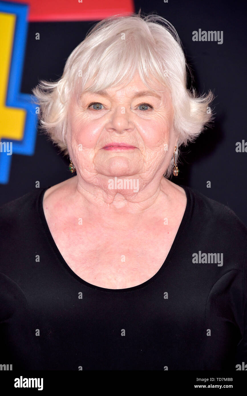 June squibb hi-res stock photography and images - Alamy