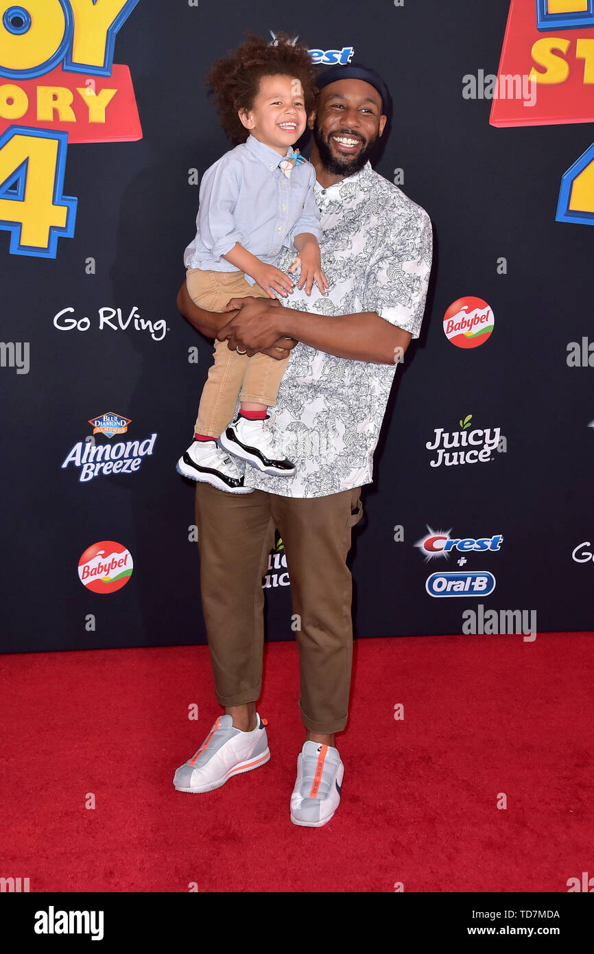 Stephen Boss with son at the world premiere of the movie 'A Toy Story ...