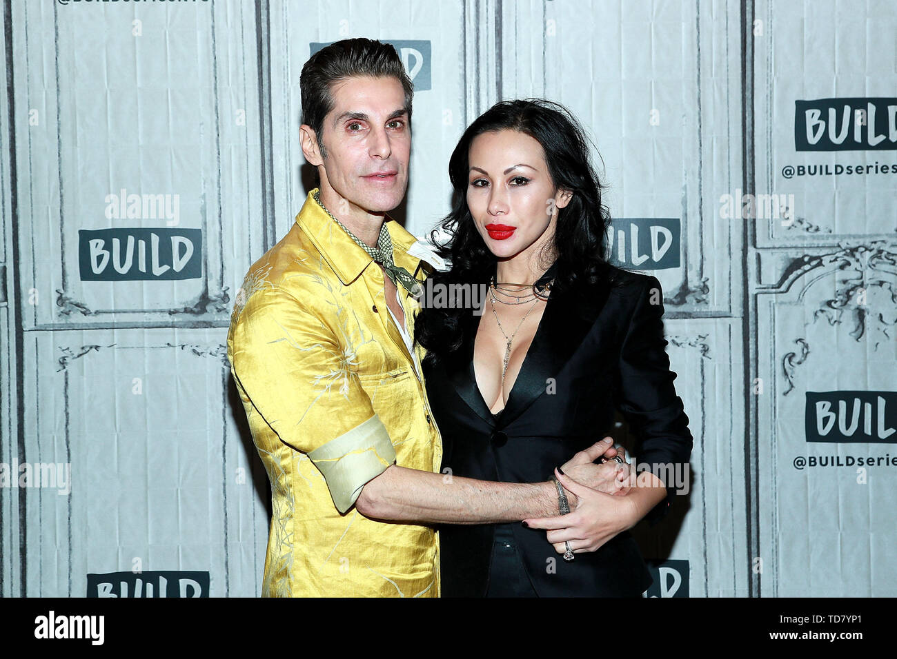 Etty lau farrell and perry farrell hi-res stock photography and images ...