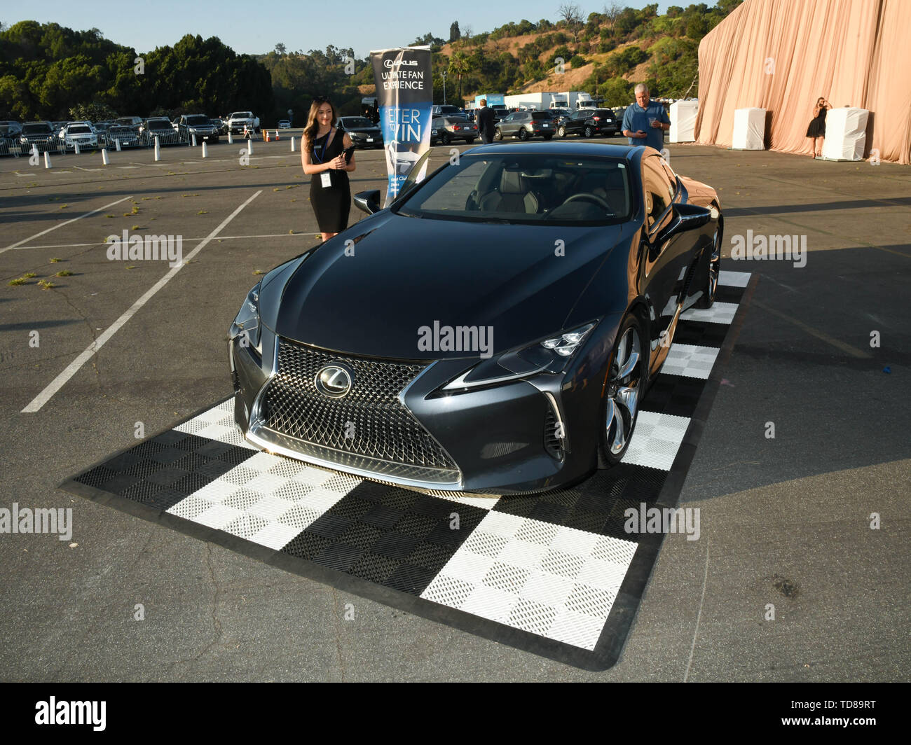 Los angeles dodgers foundation blue diamond gala hi-res stock ...