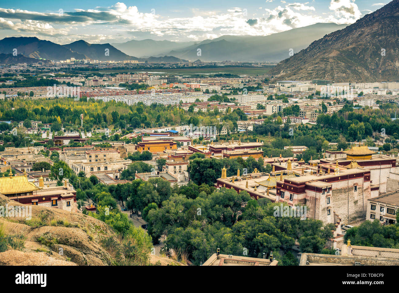 The scenery and humanities of the Sala Temple in Lhasa Stock Photo - Alamy