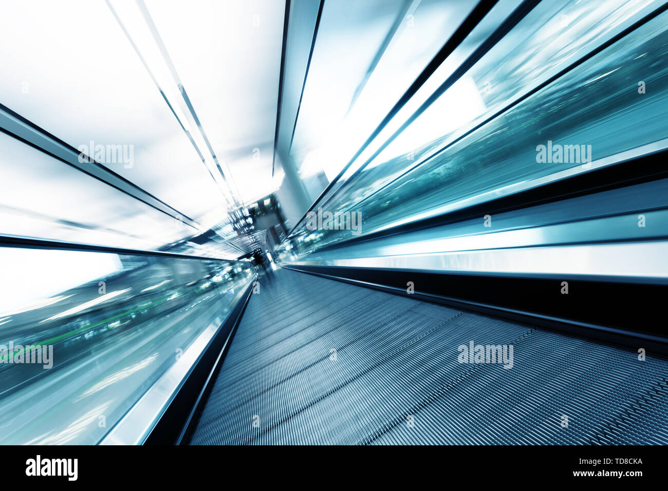 Mould and fast motion hi-res stock photography and images - Alamy