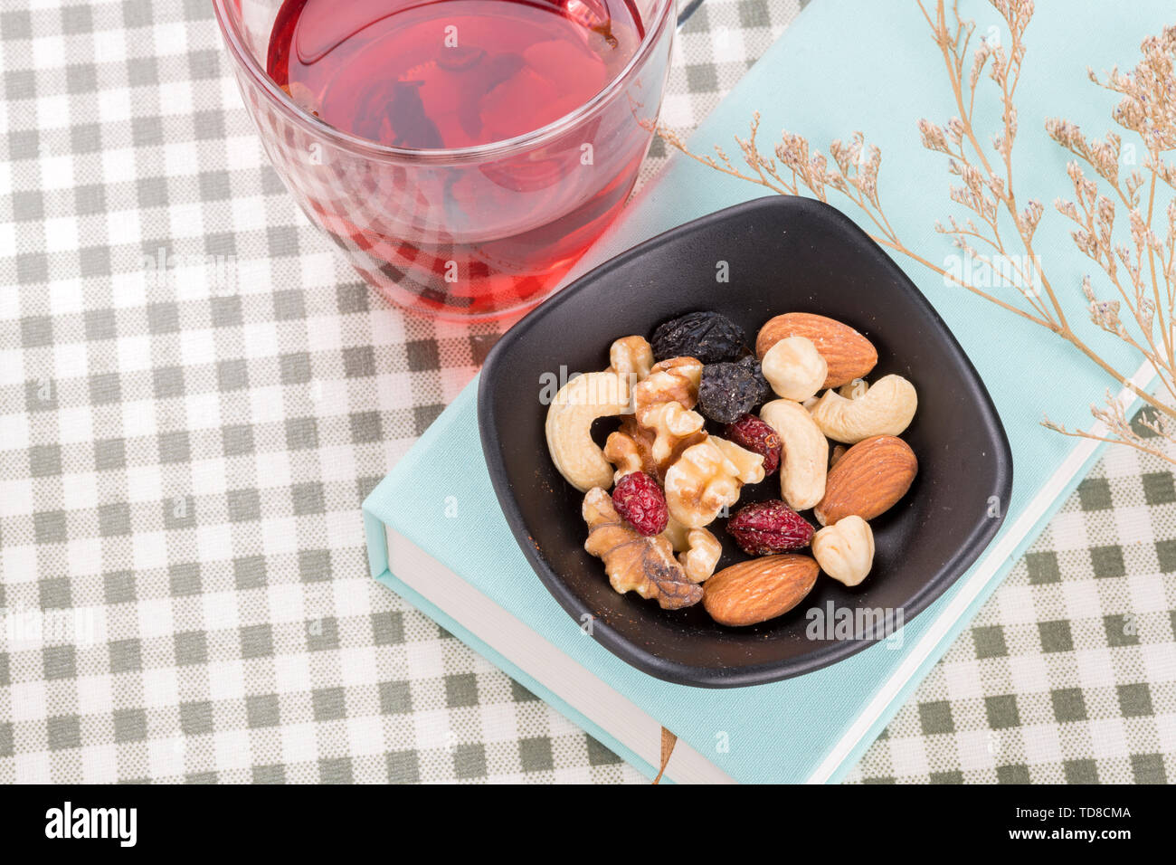 Daily nuts hi-res stock photography and images - Alamy