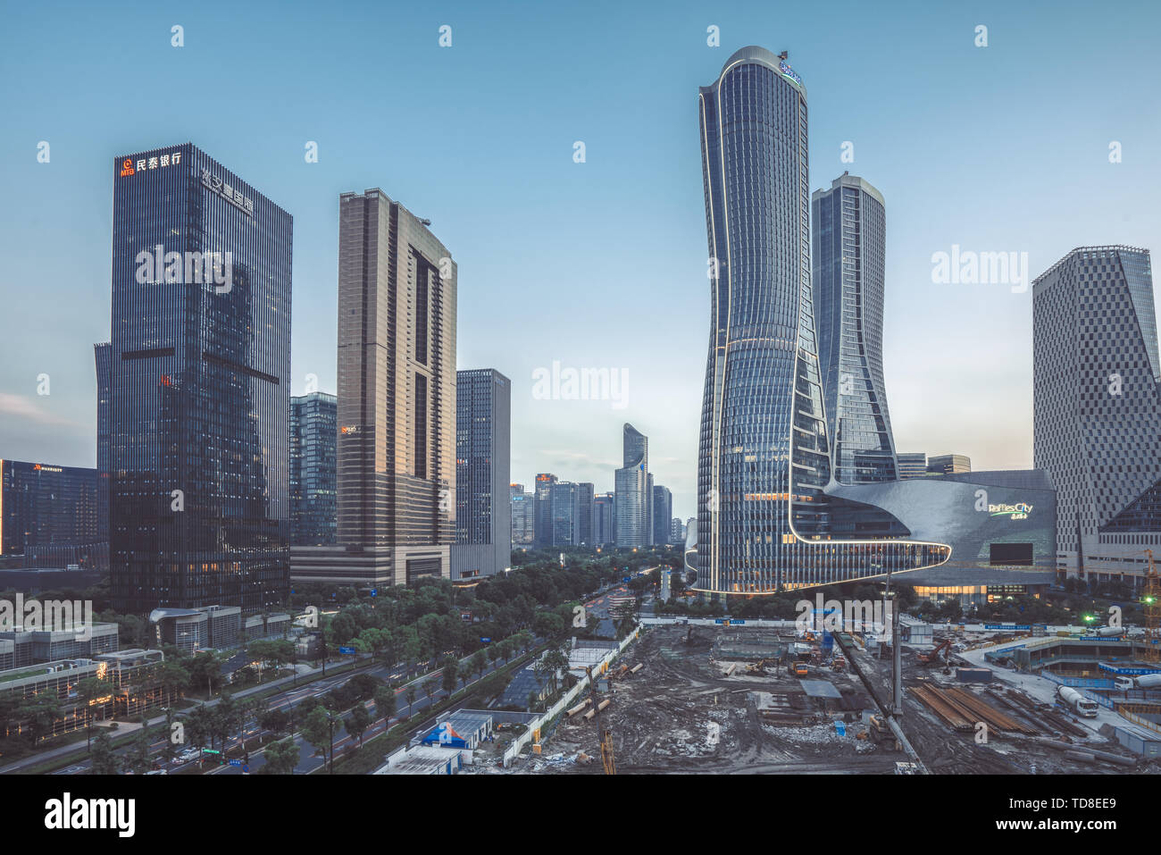 Hangzhou Qianjiang New City Lai Fuji Stock Photo - Alamy