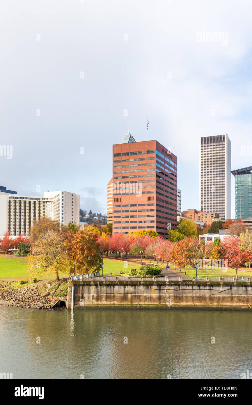 cityscape and skyline of portland from water Stock Photo - Alamy