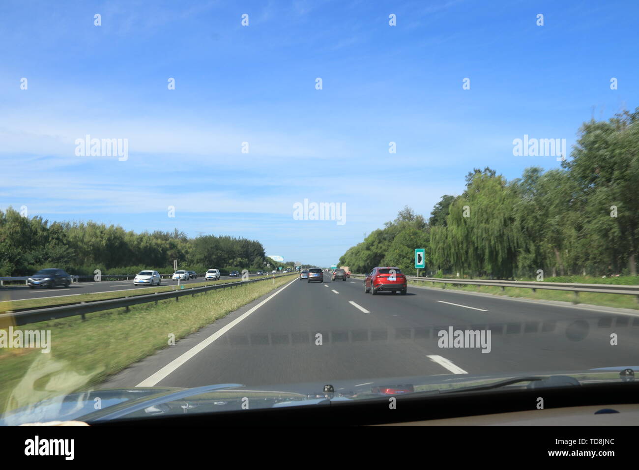 Asphalt expressways hi-res stock photography and images - Alamy