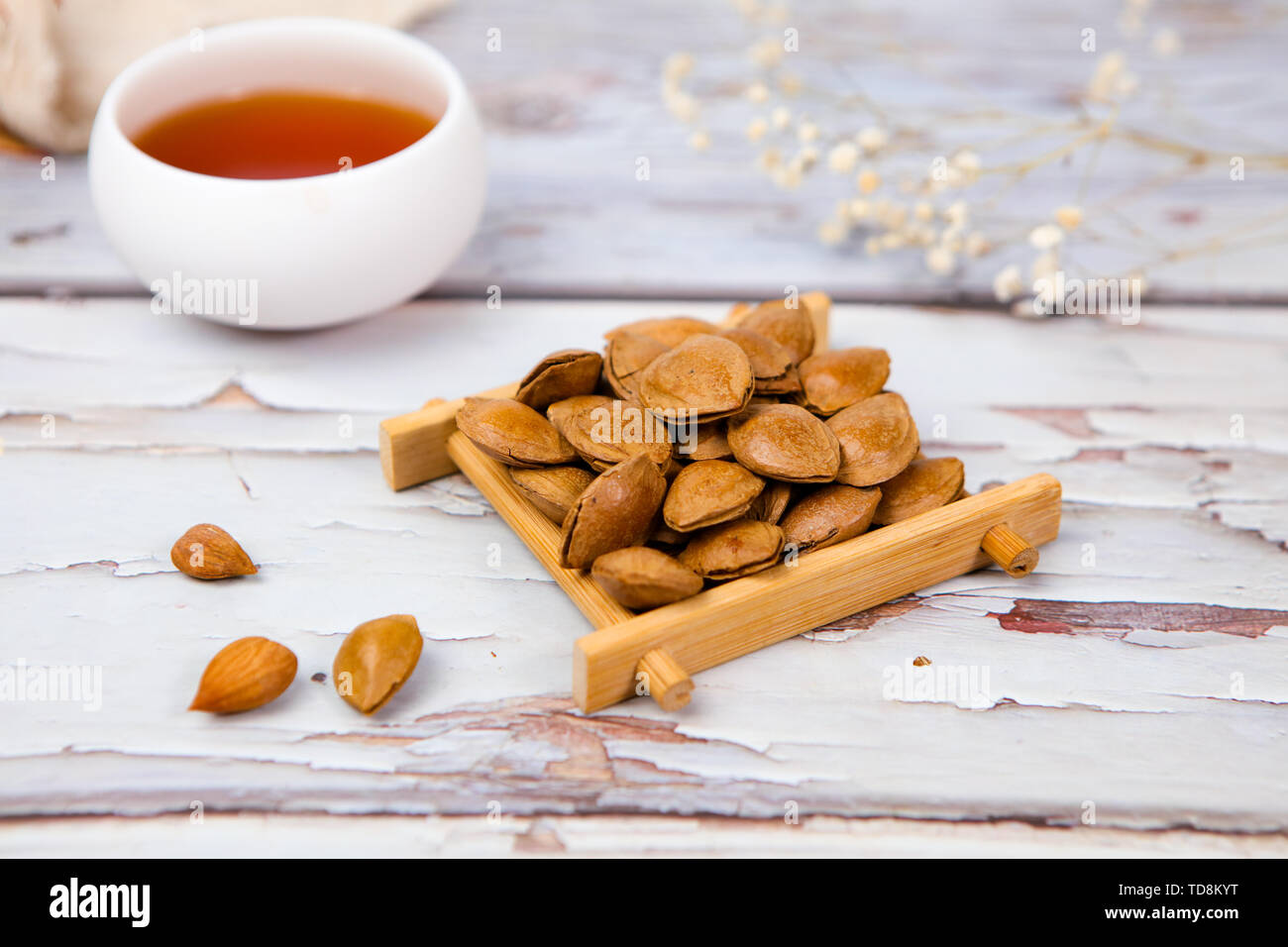 Open small ginkgo biloba hi-res stock photography and images - Alamy
