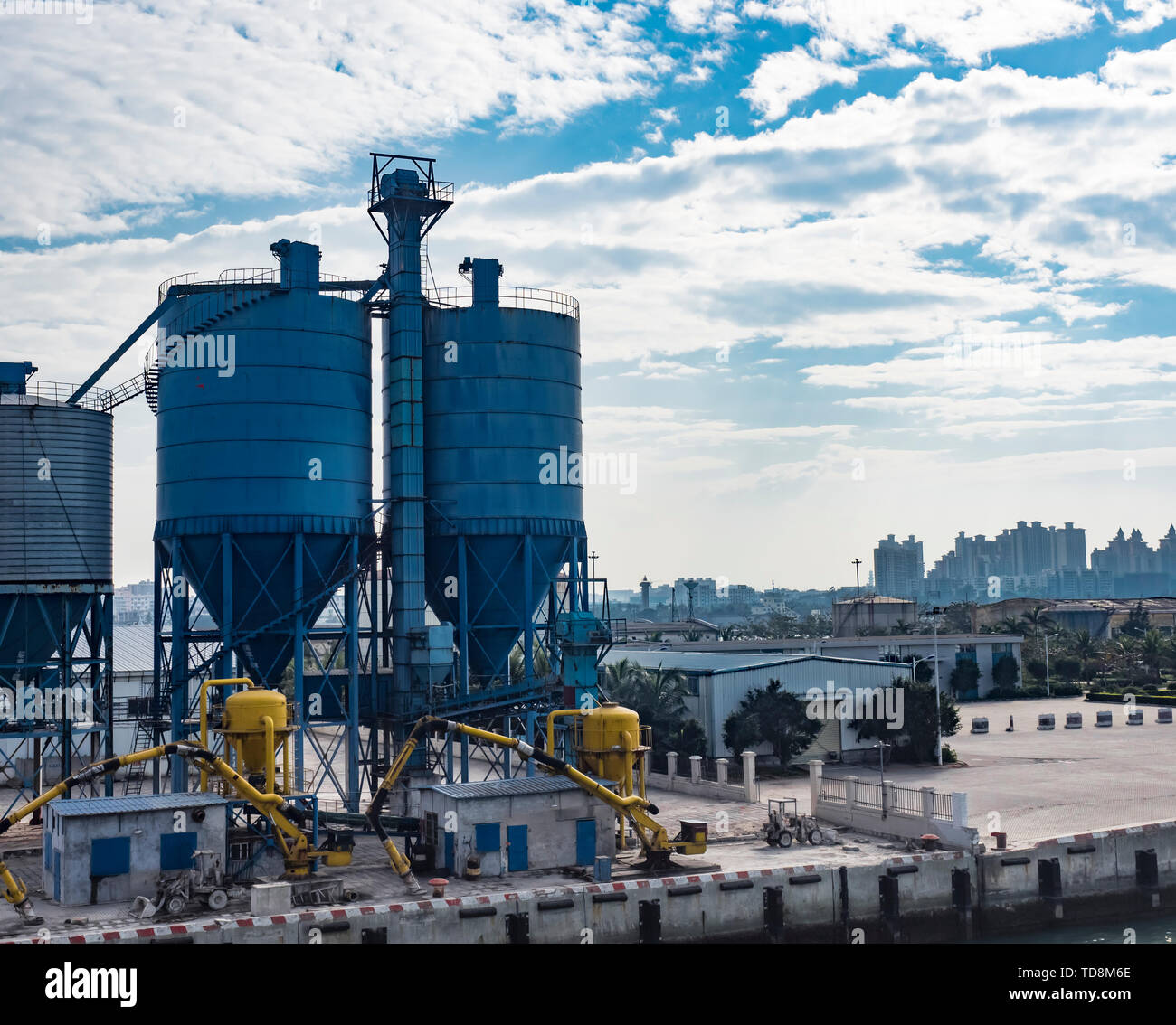 Commercial grinding technology hi-res stock photography and images - Alamy