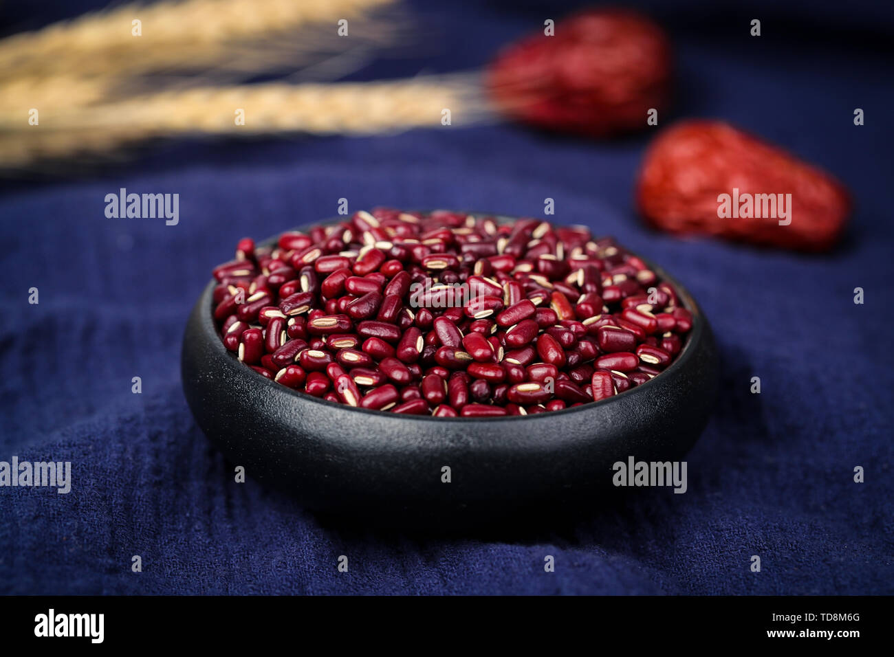 Long grains of red beans hi-res stock photography and images - Alamy