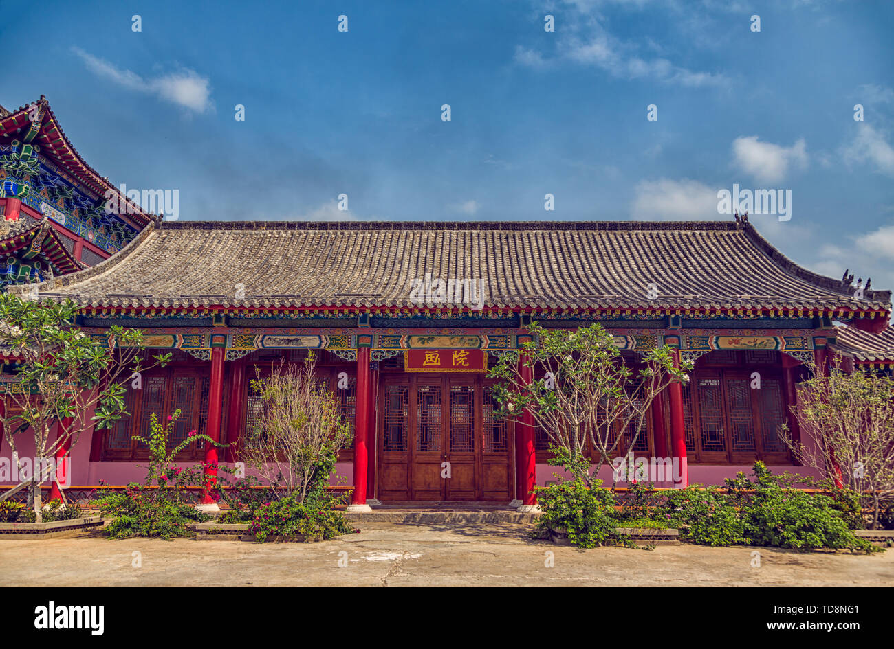 Chinese architecture, Chinese gardens, Chinese elements, real estate ...