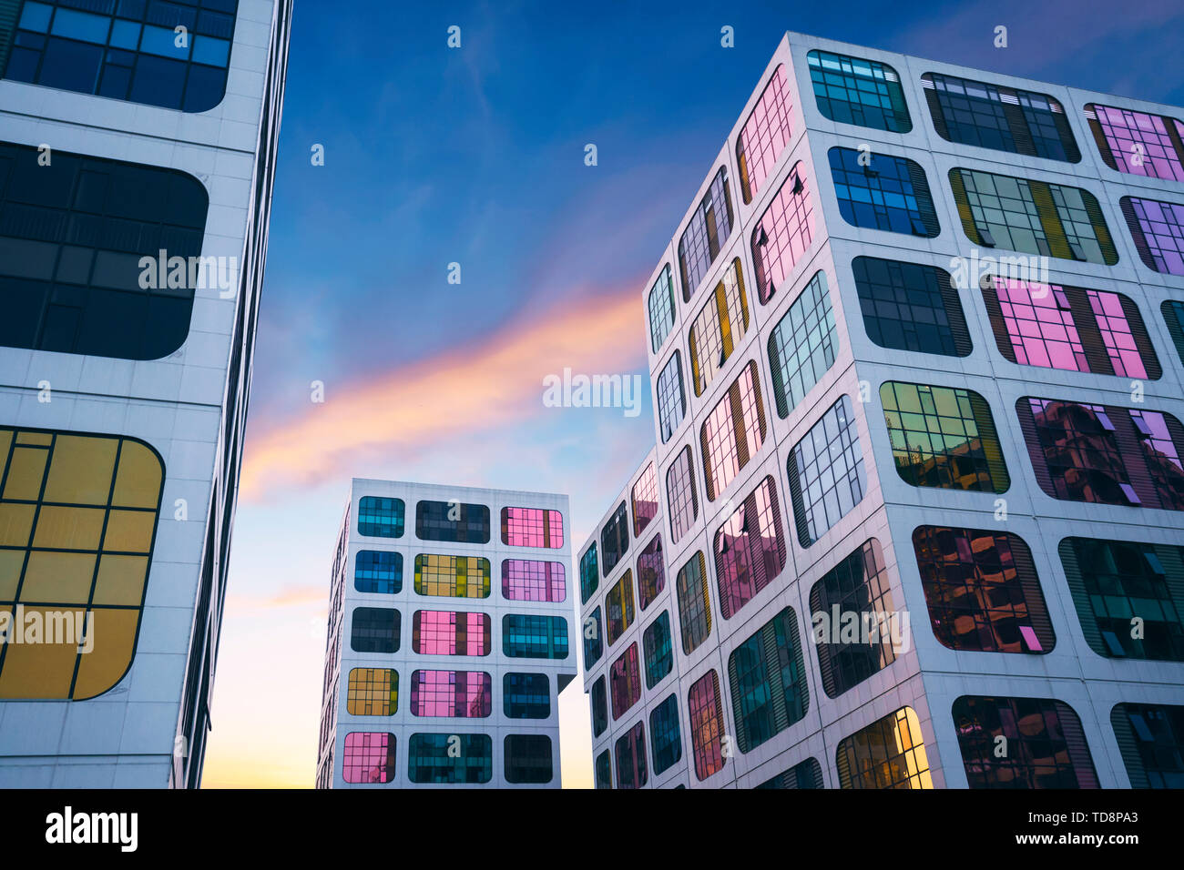 Communication facilities hi-res stock photography and images - Alamy