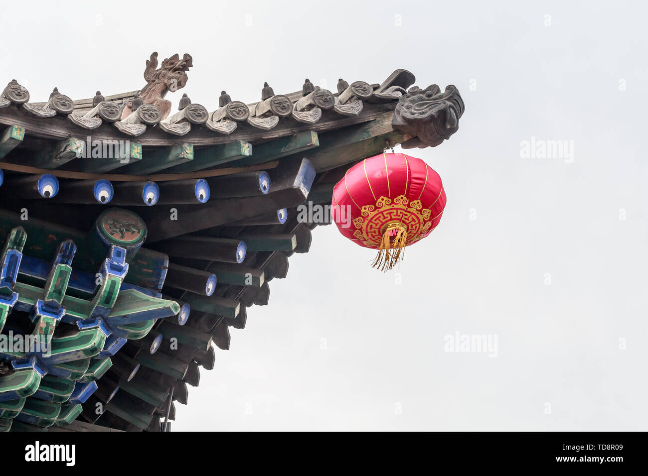 Ancient eaves hanging red lanterns Stock Photo - Alamy