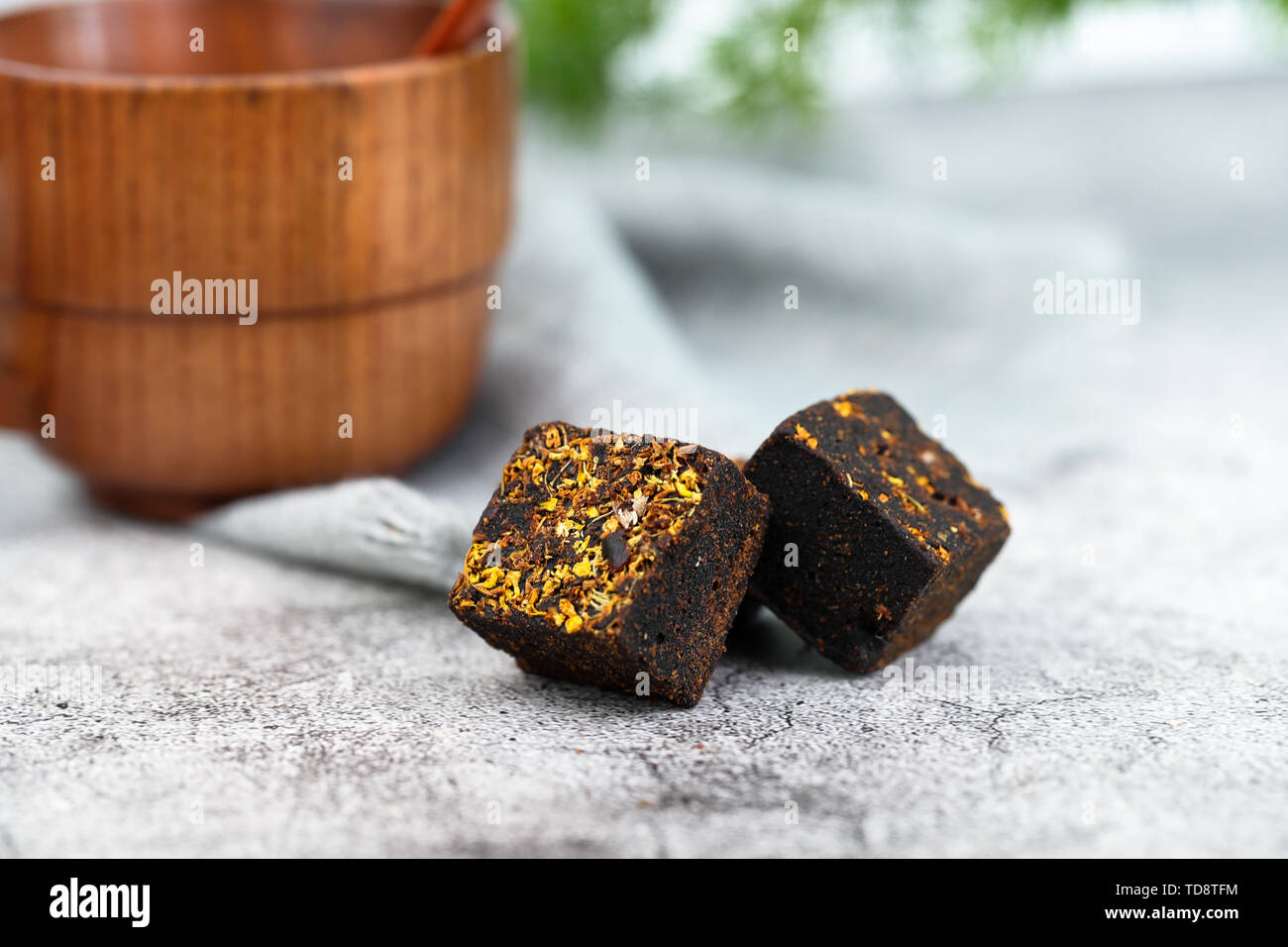Black sugar, brown sugar, osmanthus, black sugar Stock Photo - Alamy