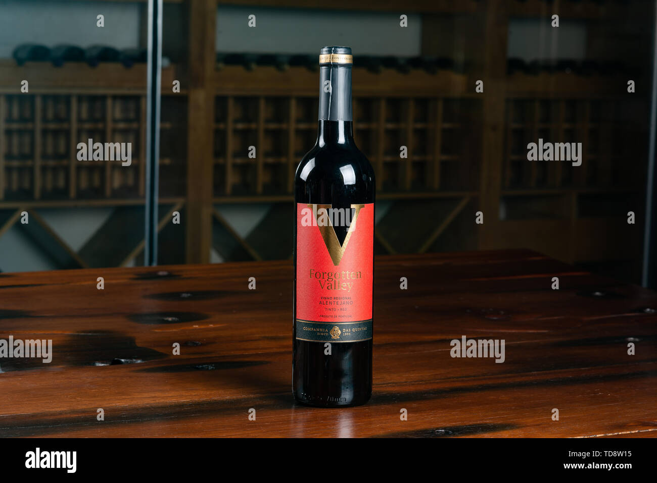 Imported red wine, wine, dry red Stock Photo - Alamy