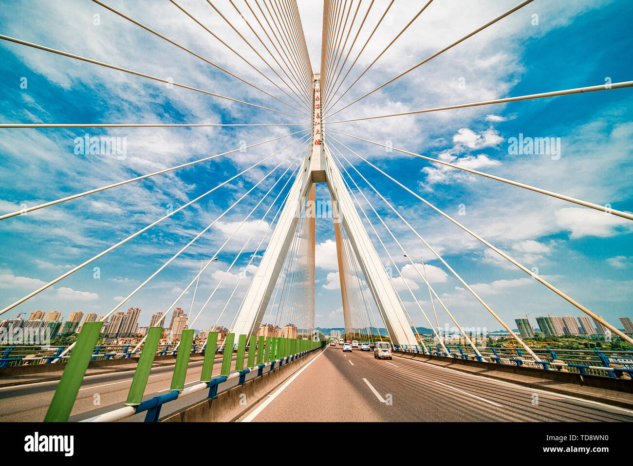 Bridges and transportation systems hi-res stock photography and images ...