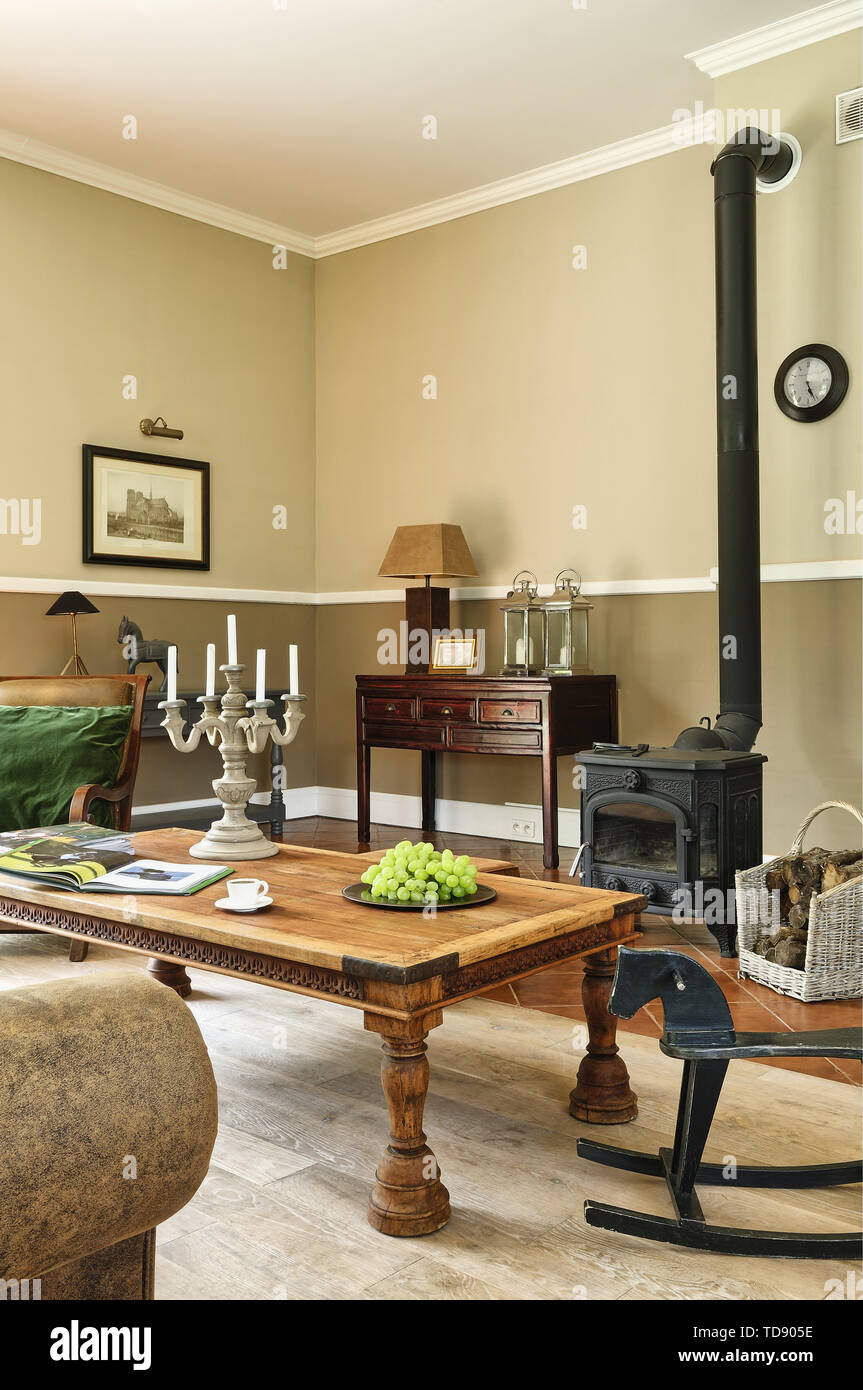 Irish traditional house floor plan hi-res stock photography and images ...