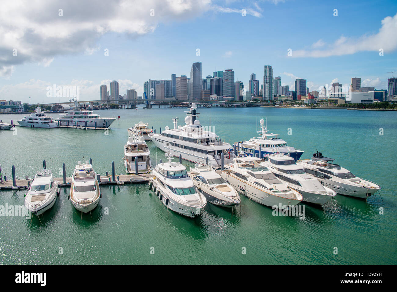 Biscayne bay aerial hi-res stock photography and images - Alamy