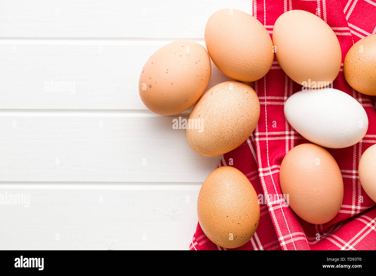 Checkered chicken hi-res stock photography and images - Alamy