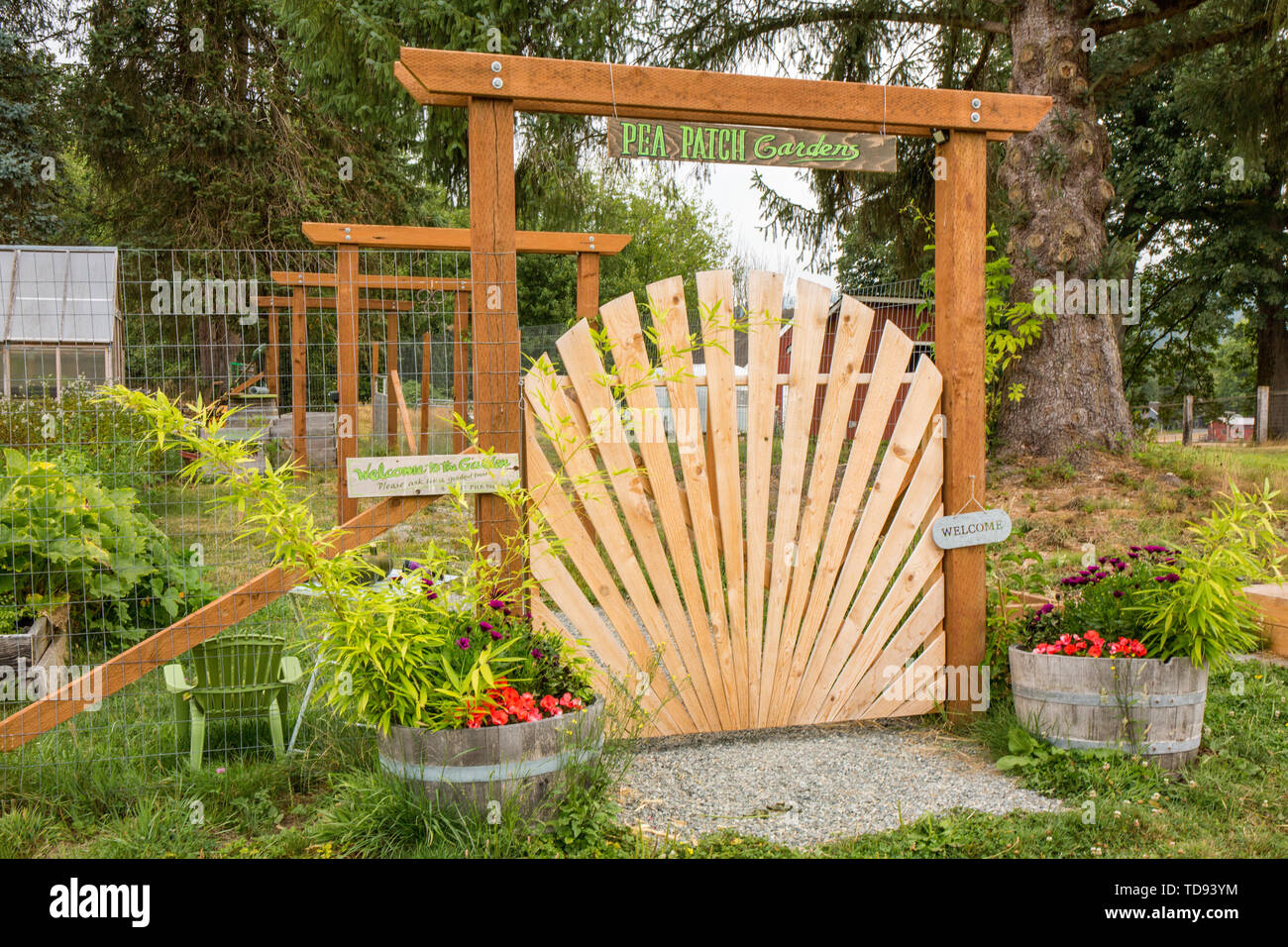 Pea patch garden sign hi-res stock photography and images - Alamy
