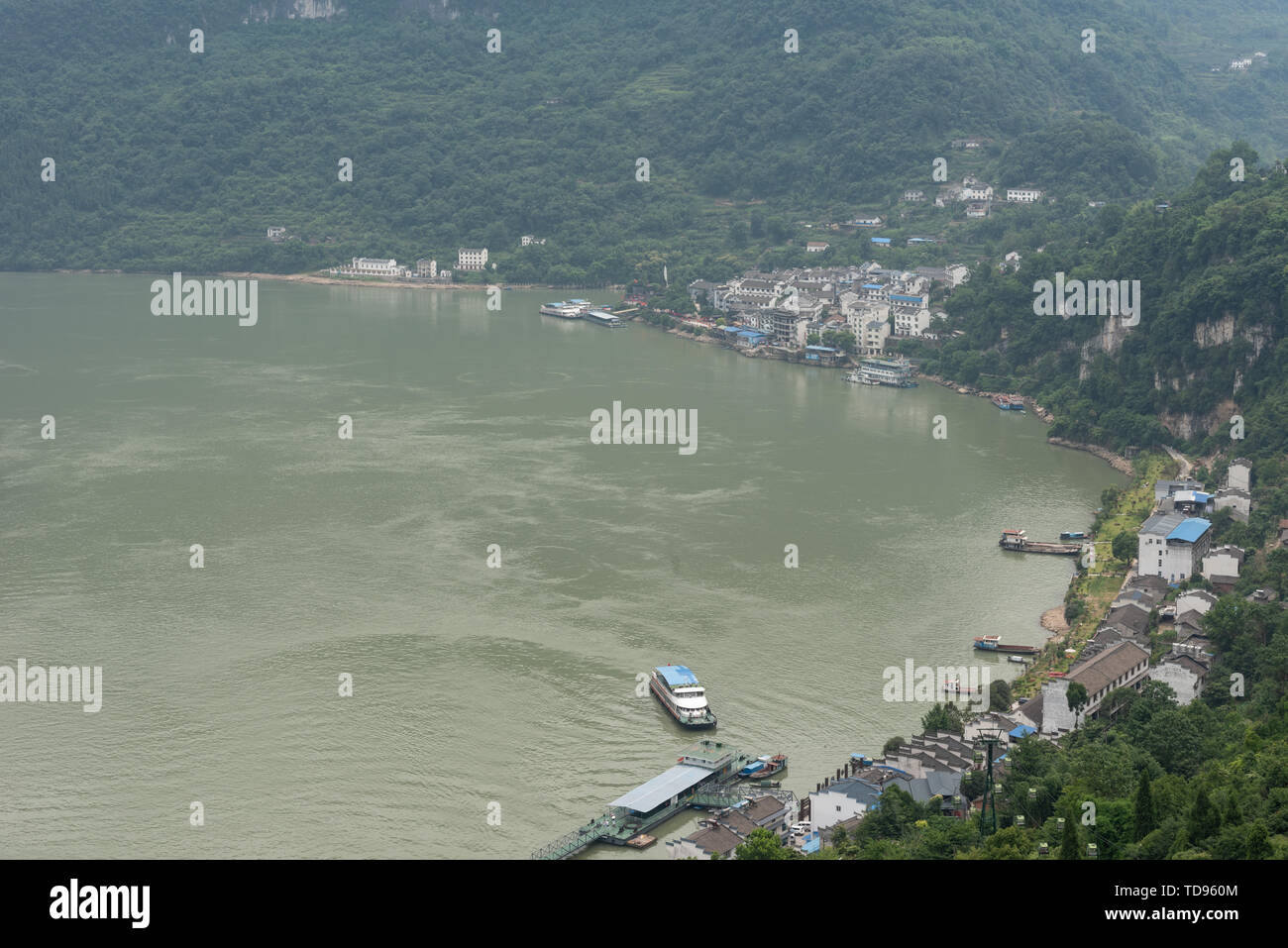 Three Gorges Dam scenery Stock Photo - Alamy