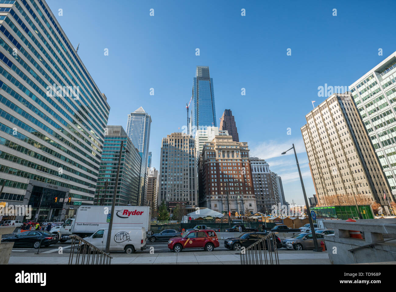 Commercial streets philadelphia hi-res stock photography and images - Alamy