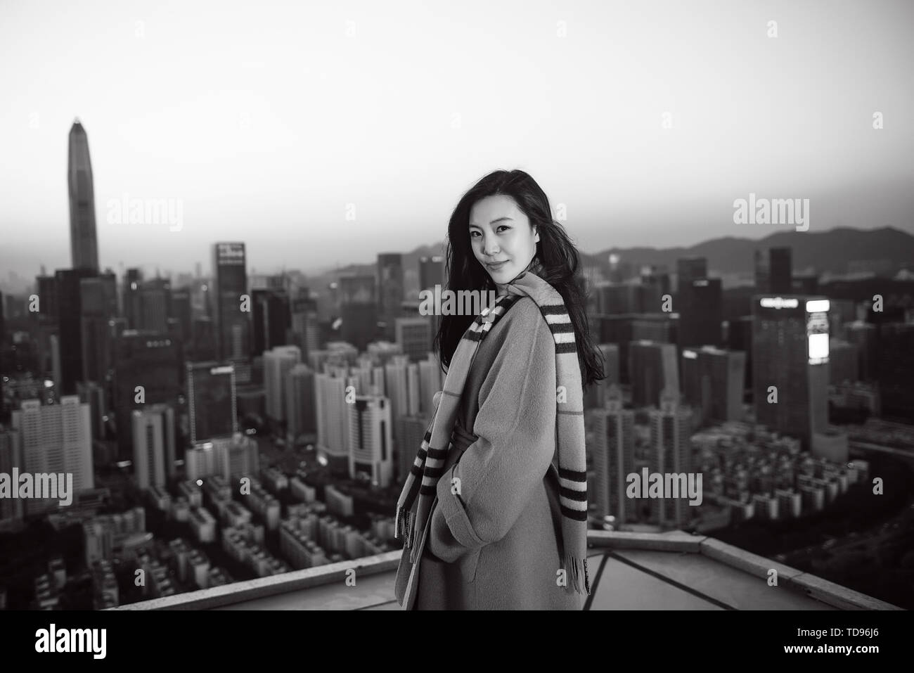 Girls and office buildings hi-res stock photography and images - Alamy