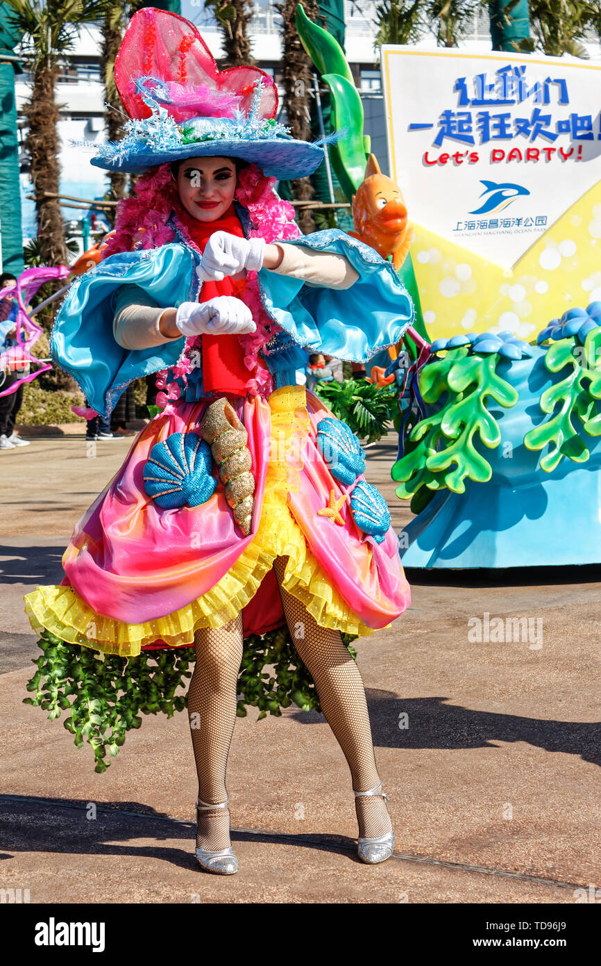 Shanghai Haichang Ocean Park float parade Stock Photo - Alamy