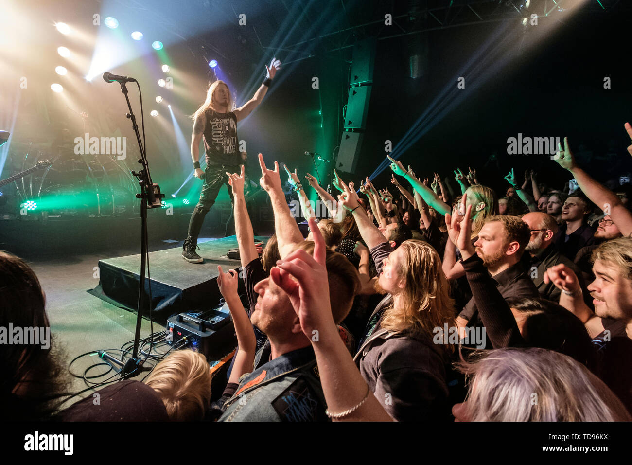 Dragonforce band hi-res stock photography and images - Alamy