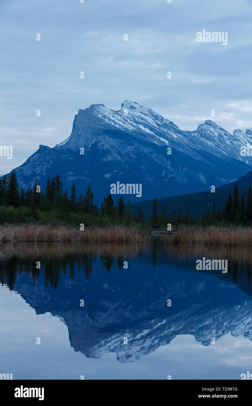 Mount Rundle mountain peaks, Banff Canada Stock Photo - Alamy