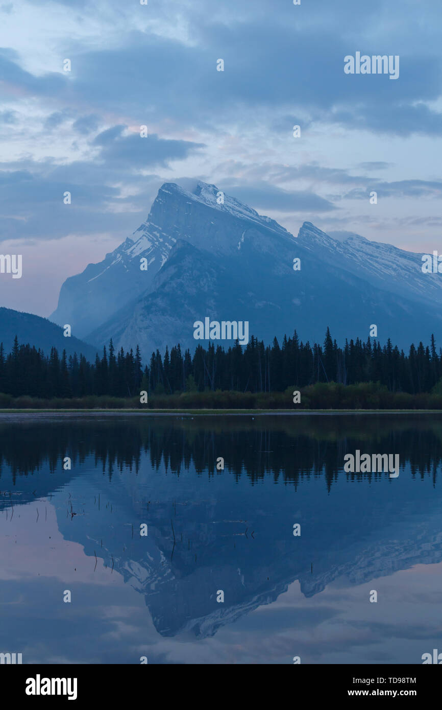 Mount Rundle mountain peaks, Banff Canada Stock Photo - Alamy