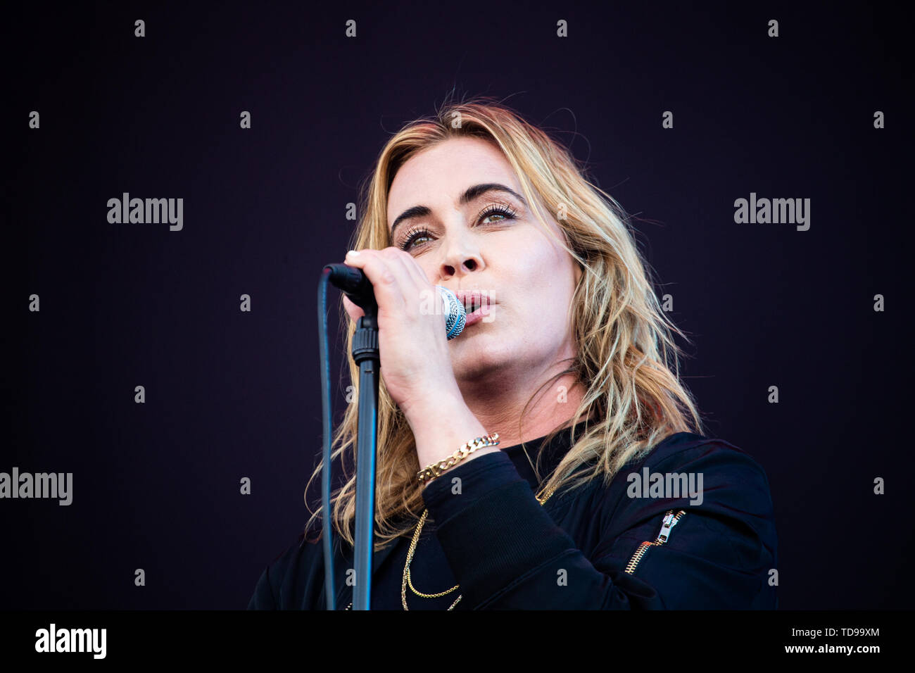 Anouk Of The Netherlands High Resolution Stock Photography and Images ...