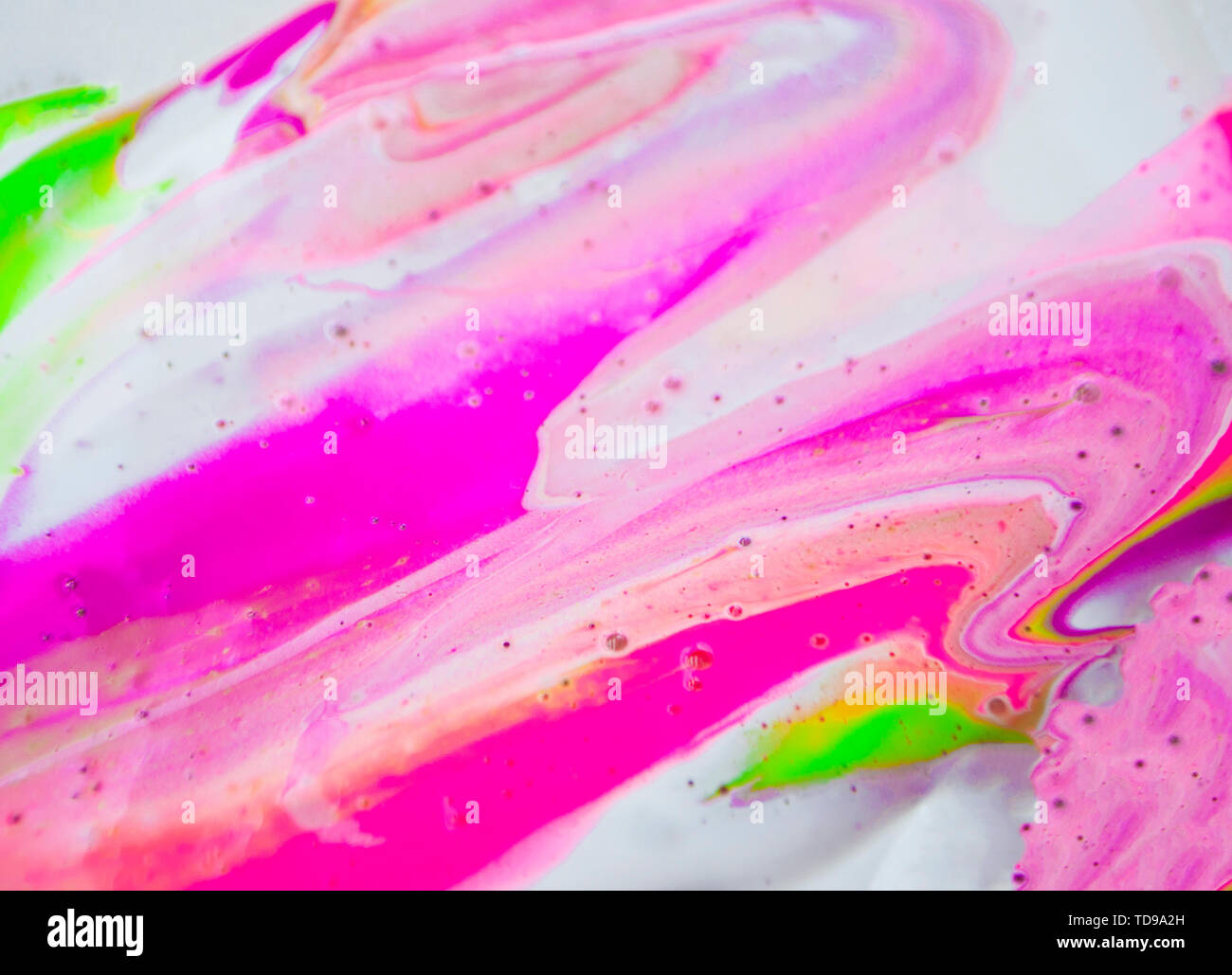 Fluid painting hi-res stock photography and images - Alamy