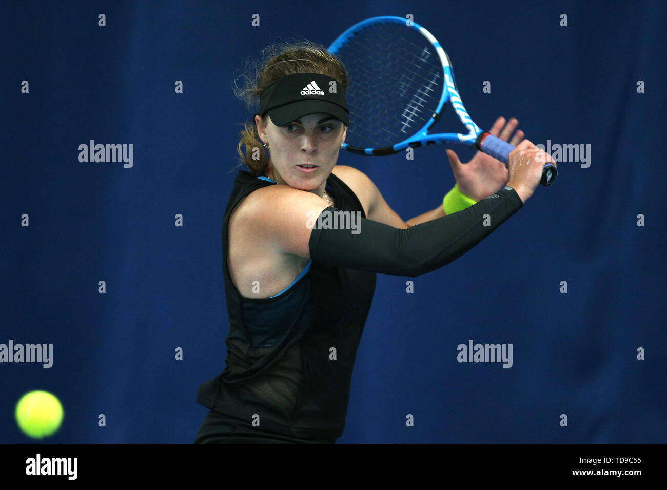 Maia lumsden tennis hi-res stock photography and images - Alamy