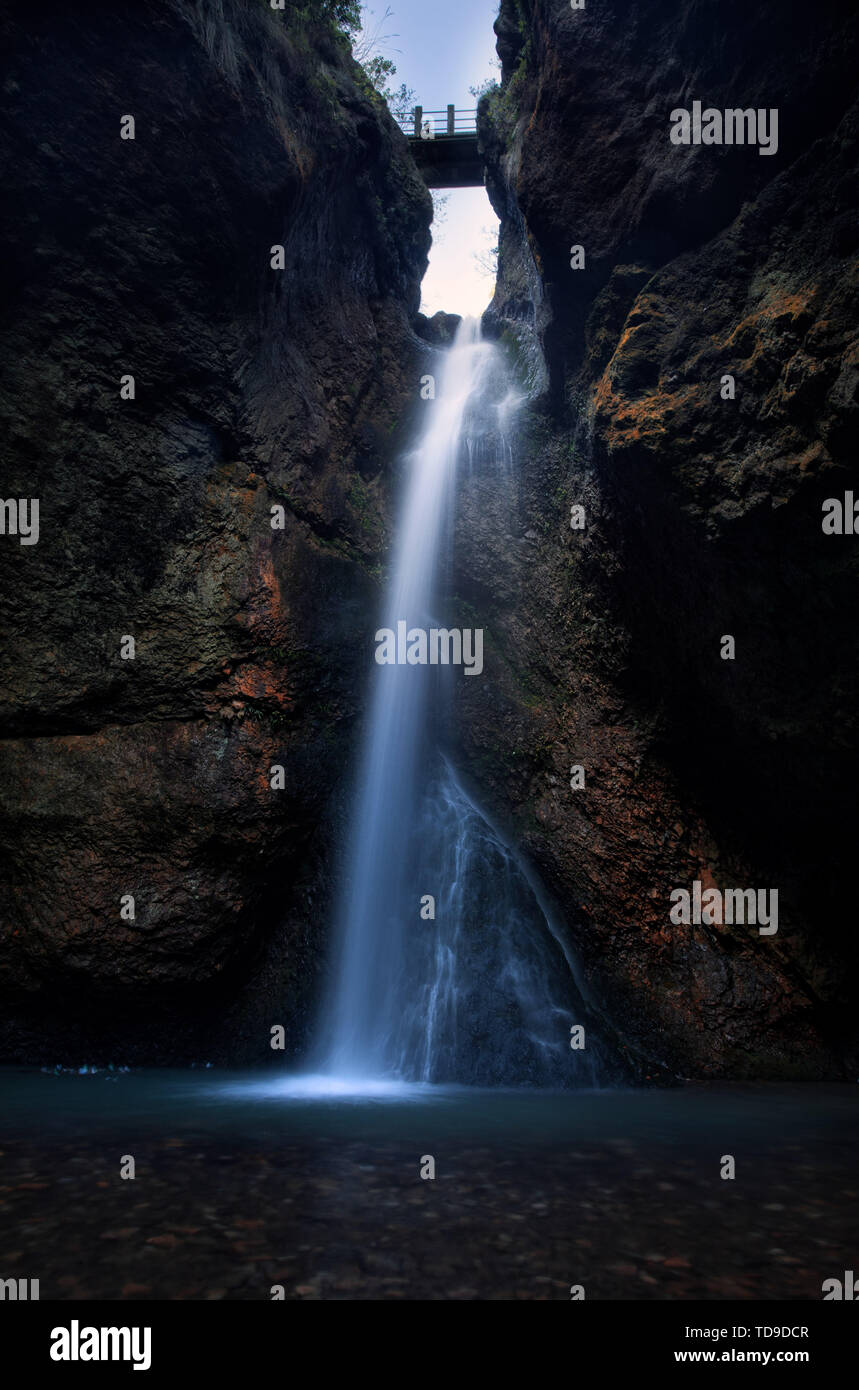 Canyon clear spring Stock Photo - Alamy