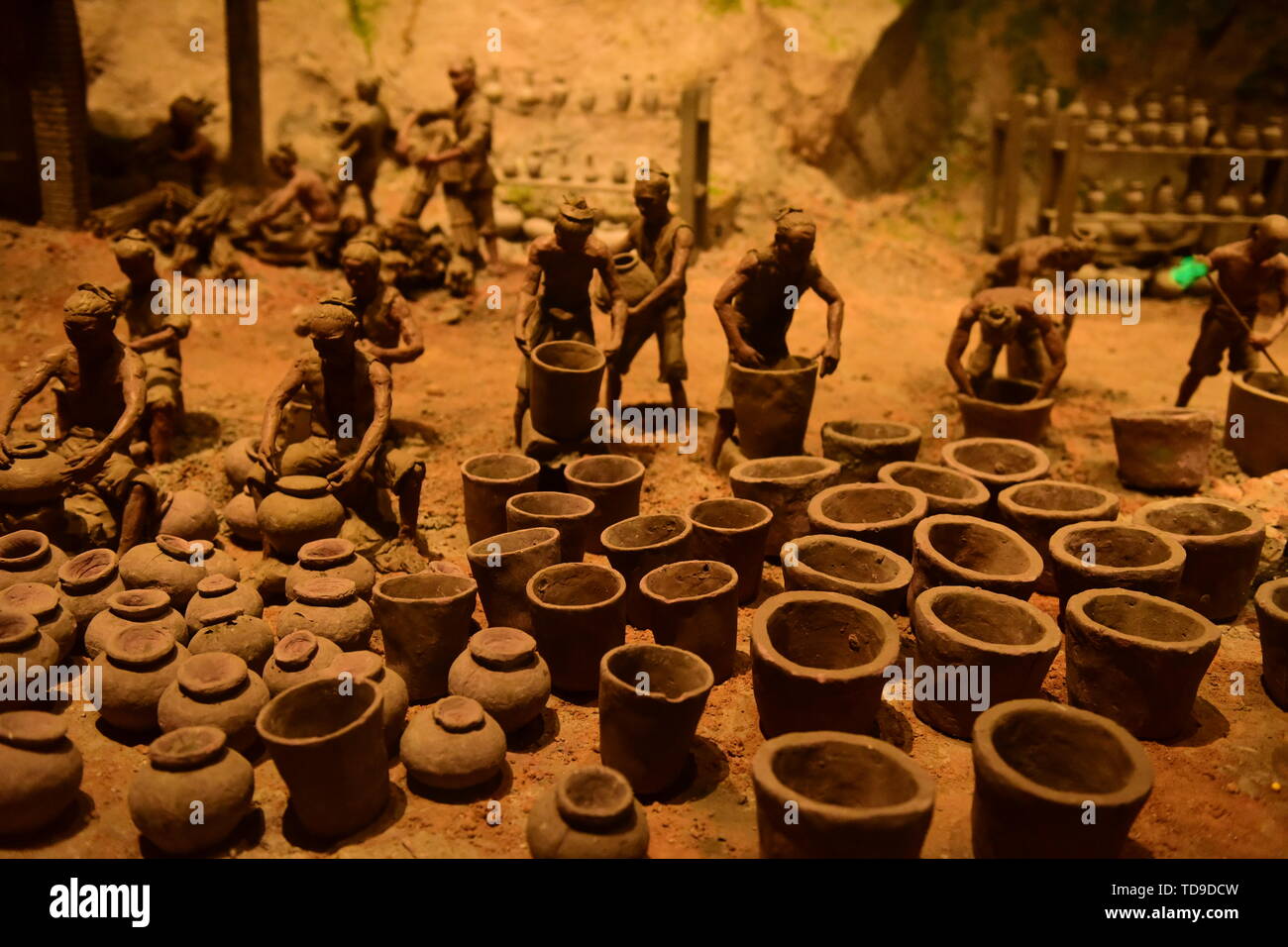 Pottery process hi-res stock photography and images - Alamy