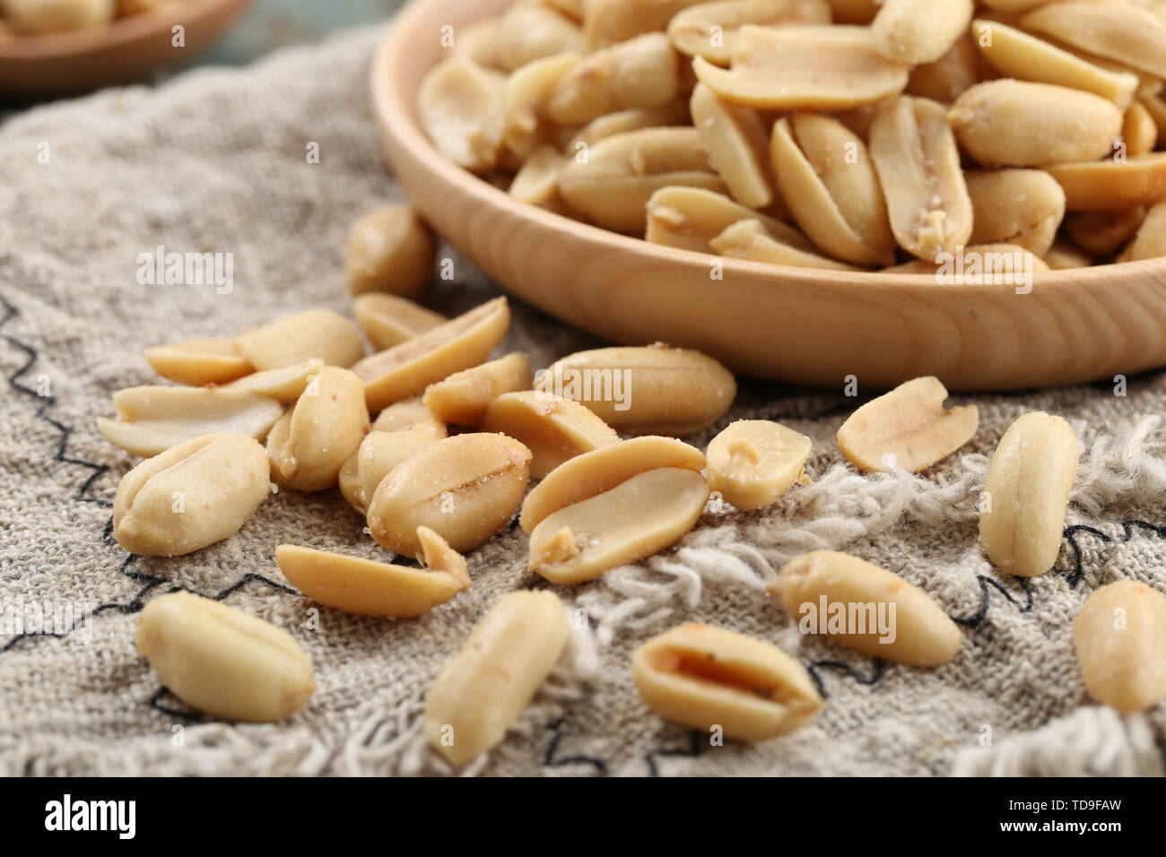 Peanut kernel snacks Stock Photo - Alamy