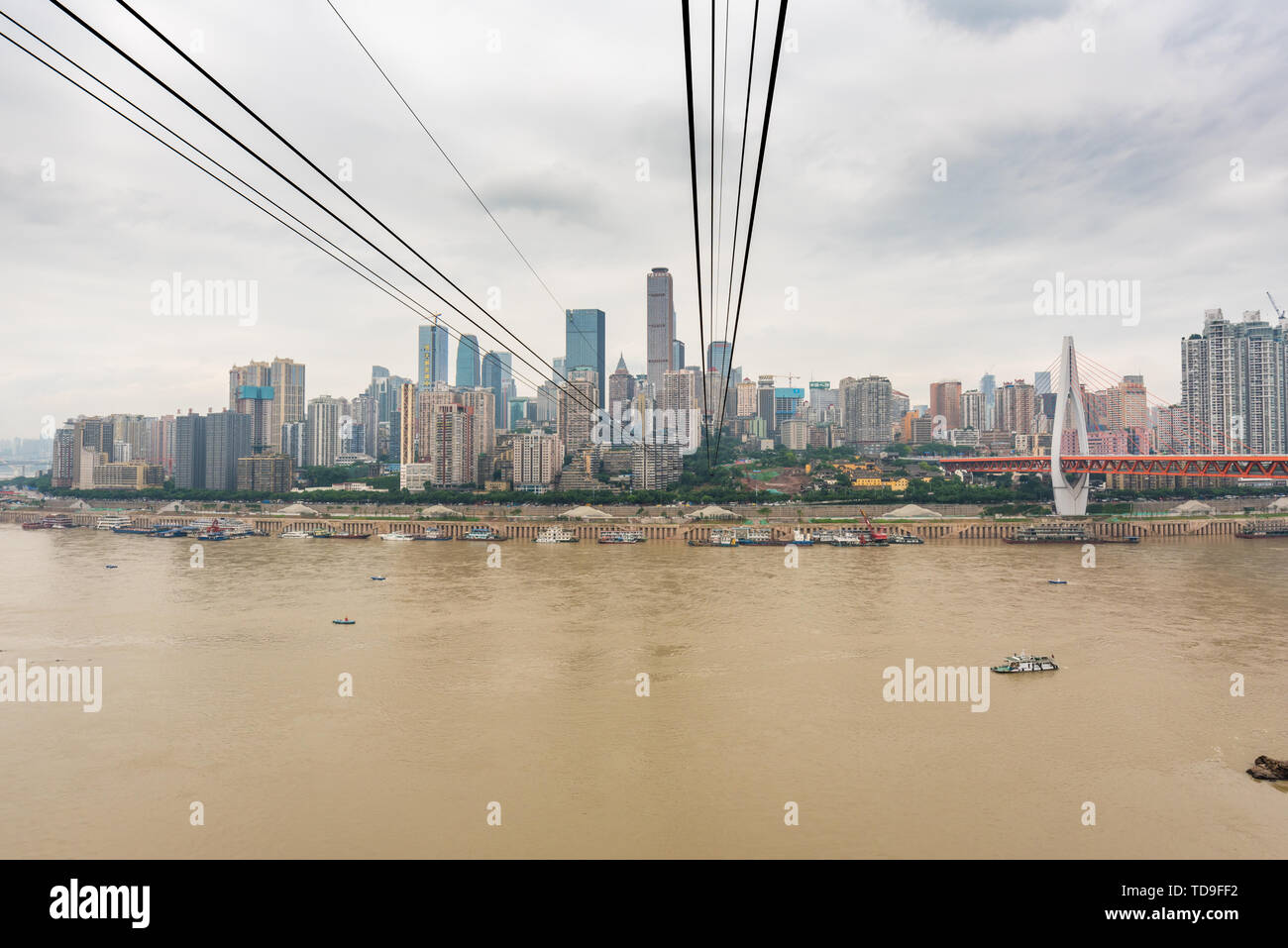 Chongqing Yangtze River cableway Stock Photo - Alamy