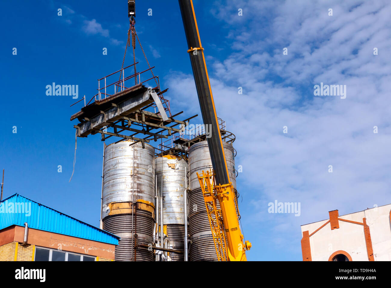 Complex steel lattice structure hi-res stock photography and images - Alamy