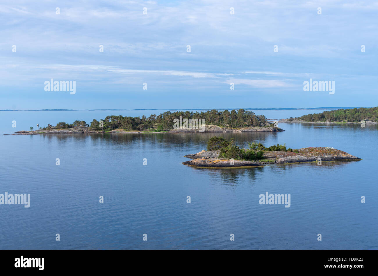 Archipelago in the sea hi-res stock photography and images - Alamy